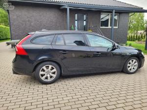 Volvo V60 2013 in Vilkaviskis, with an engine capacity of 2.00 L and mileage of 220 thousand km for 7500 €, photo 25 on AUTOMOTO.COM.LV