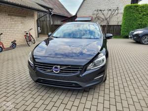 Volvo V60 2013 in Vilkaviskis, with an engine capacity of 2.00 L and mileage of 220 thousand km for 7500 €, photo 26 on AUTOMOTO.COM.LV