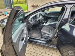 Volvo V60 2013 in Vilkaviskis, with an engine capacity of 2.00 L and mileage of 220 thousand km for 7500 €, photo 28 on AUTOMOTO.COM.LV