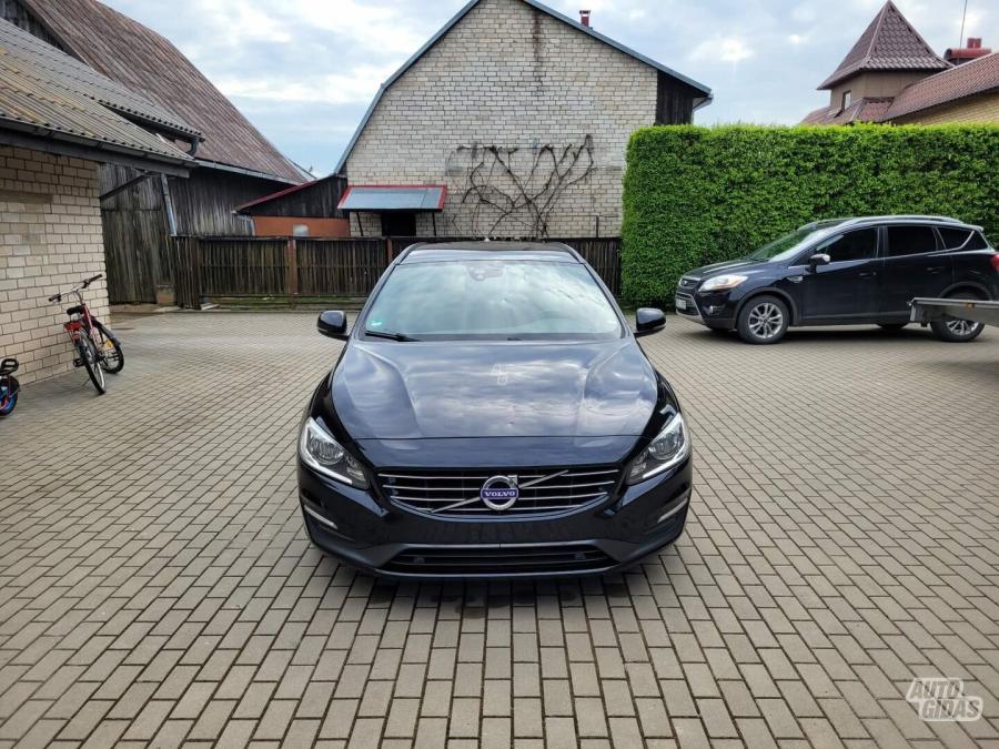 Volvo V60 2013 in Vilkaviskis, with an engine capacity of 2.00 L and mileage of 220 thousand km for 7500 €, photo 32 on AUTOMOTO.COM.LV