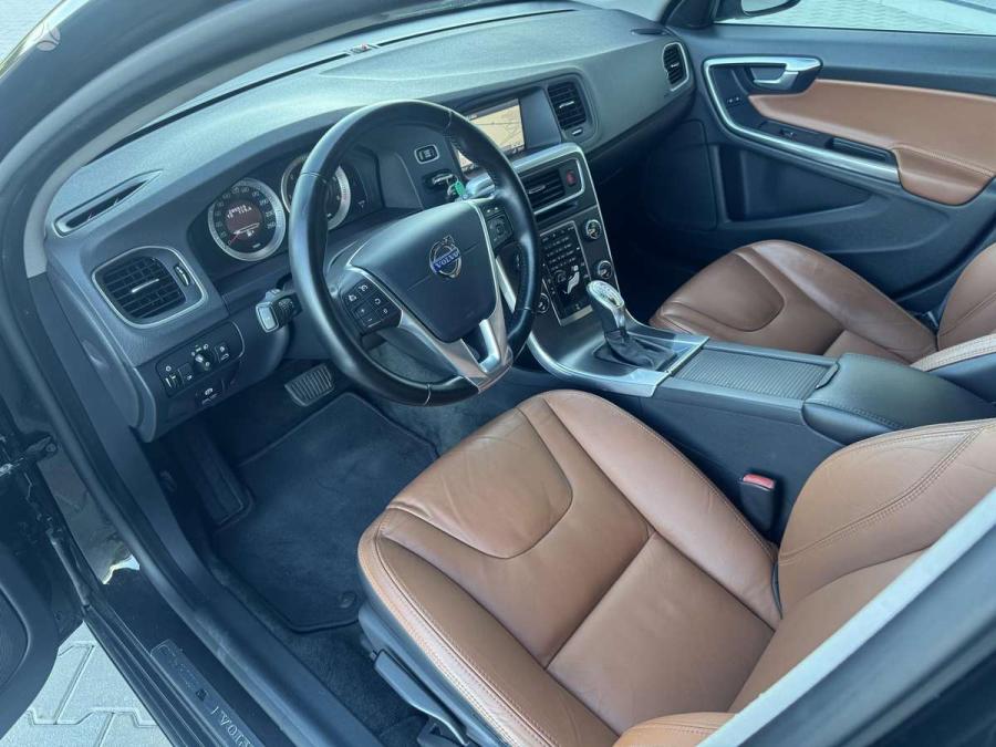 Вольво B60 2013 в Вильнюс, объемом двигателя 1.98 л и пробегом 280 тыс. км за 7350 €, фото 12 на AUTOMOTO.COM.LV