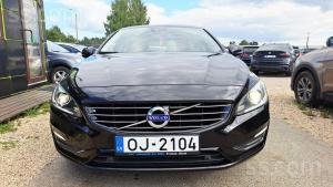 Volvo V60 2013 in Riga, with an engine capacity of 2.40 L and mileage of 285 thousand km for 7900 €, photo 6 on AUTOMOTO.COM.LV