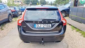 Volvo V60 2013 in Riga, with an engine capacity of 2.40 L and mileage of 285 thousand km for 7900 €, photo 7 on AUTOMOTO.COM.LV