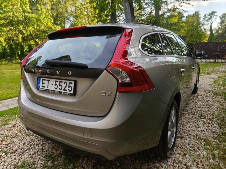 Volvo V60 2014 in Jurmala, with an engine capacity of 2.00 L and mileage of 232 thousand km for 6900 €, photo 5 on AUTOMOTO.COM.LV