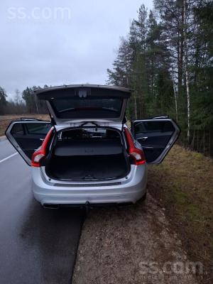 Volvo V60 2014 in Riga, with an engine capacity of 2.00 L and mileage of 217 thousand km for 6450 €, photo 20 on AUTOMOTO.COM.LV
