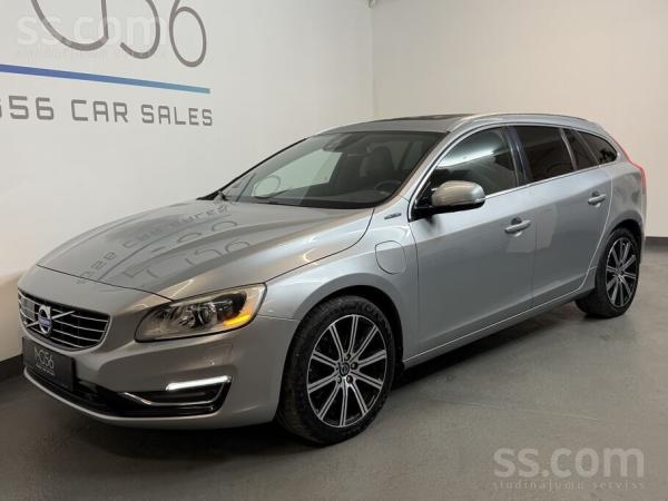 Volvo V60 2014 Rīga, ar dzinēja tilpumu 2.40 L un nobraukumu 189 tūkst. km par 9900 €, foto 3 vietnē AUTOMOTO.COM.LV