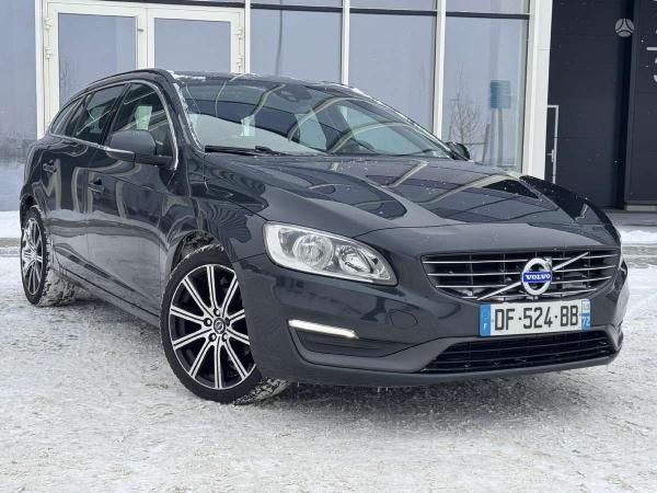 Volvo V60 2014 in Vilnius, with an engine capacity of 1.98 L and mileage of 207 thousand km for 7250 €, photo 1 on AUTOMOTO.COM.LV