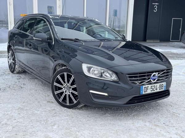 Volvo V60 2014 in Vilnius, with an engine capacity of 1.98 L and mileage of 207 thousand km for 7250 €, photo 5 on AUTOMOTO.COM.LV