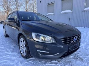Volvo V60 2014 in Siauliai, with an engine capacity of 1.97 L and mileage of 300 thousand km for 5650 €, photo 4 on AUTOMOTO.COM.LV