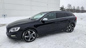 Volvo V60 2014 in Kaunas, with an engine capacity of 1.98 L and mileage of 280 thousand km for 7750 €, photo 4 on AUTOMOTO.COM.LV