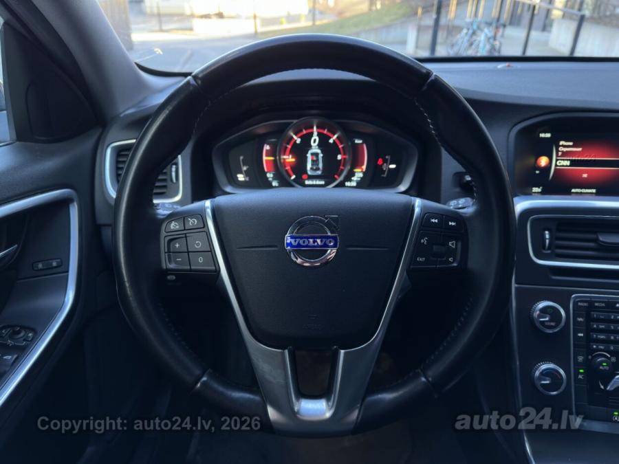 Volvo V60 2014 Tartu, ar dzinēja tilpumu 1.60 L un nobraukumu 263 tūkst. km par 6500 €, foto 8 vietnē AUTOMOTO.COM.LV