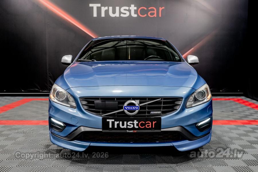 Volvo V60 2014 Pērnava, ar dzinēja tilpumu 2.40 L un nobraukumu 302 tūkst. km par 9500 €, foto 4 vietnē AUTOMOTO.COM.LV