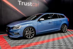 Volvo V60 2014 Pērnava, ar dzinēja tilpumu 2.40 L un nobraukumu 302 tūkst. km par 9500 €, foto 8 vietnē AUTOMOTO.COM.LV