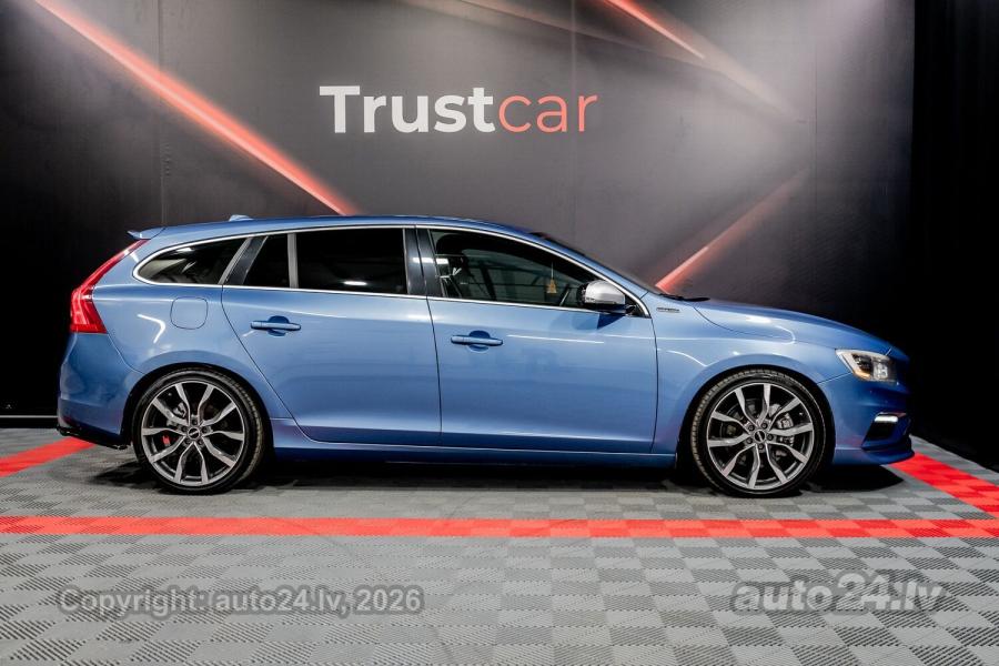Volvo V60 2014 Pērnava, ar dzinēja tilpumu 2.40 L un nobraukumu 302 tūkst. km par 9500 €, foto 11 vietnē AUTOMOTO.COM.LV