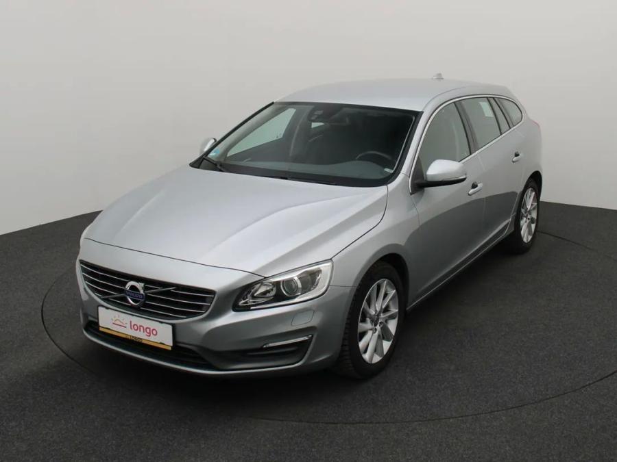 Volvo V60 2014 in Vilnius, with an engine capacity of 1.60 L and mileage of 220 thousand km for 7799 €, photo 1 on AUTOMOTO.COM.LV