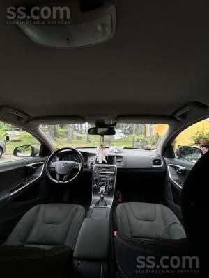 Вольво B60 2014 в Цесис, объемом двигателя 1.60 л и пробегом 230 тыс. км за 3700 €, фото 5 на AUTOMOTO.COM.LV