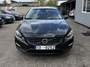 Volvo V60 2014 in Daugavpils, with an engine capacity of 2.00 L and mileage of 0 thousand km for 5990 €, photo 3 on AUTOMOTO.COM.LV