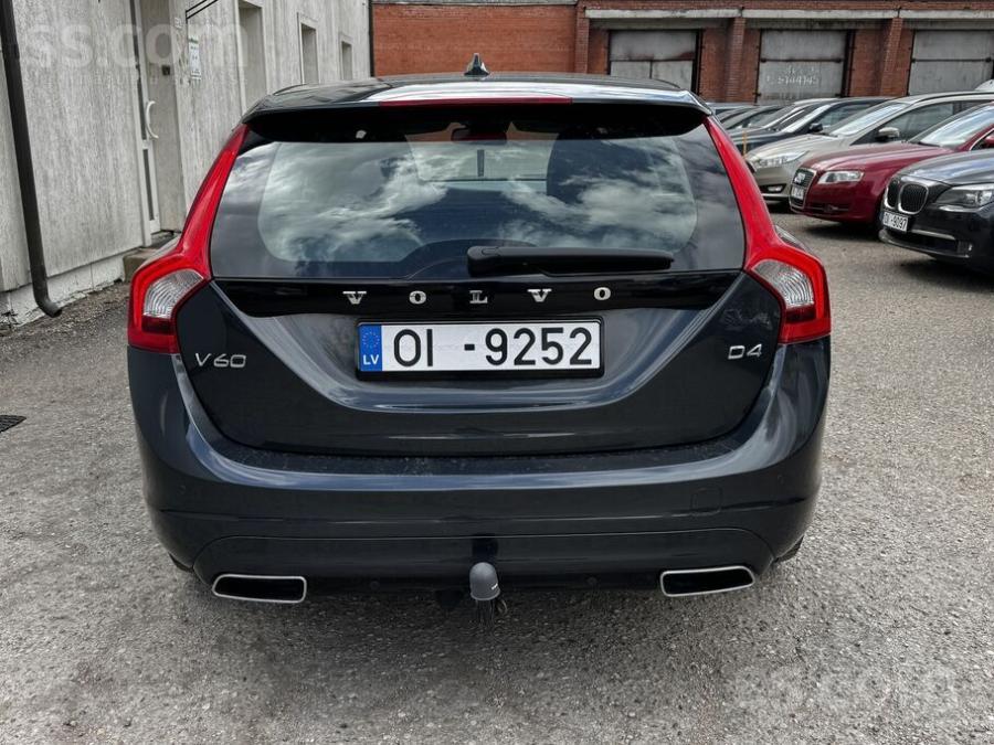Volvo V60 2014 in Daugavpils, with an engine capacity of 2.00 L and mileage of 0 thousand km for 5990 €, photo 6 on AUTOMOTO.COM.LV