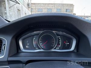 Volvo V60 2014 in Daugavpils, with an engine capacity of 2.00 L and mileage of 0 thousand km for 5990 €, photo 20 on AUTOMOTO.COM.LV