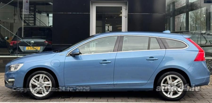 Volvo V60 2014 Tartu, ar dzinēja tilpumu 2.40 L un nobraukumu 213 tūkst. km par 10200 €, foto 4 vietnē AUTOMOTO.COM.LV