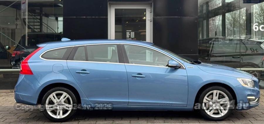 Volvo V60 2014 Tartu, ar dzinēja tilpumu 2.40 L un nobraukumu 213 tūkst. km par 10200 €, foto 5 vietnē AUTOMOTO.COM.LV
