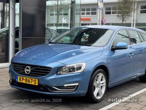 Volvo V60 2014 Tartu, ar dzinēja tilpumu 2.40 L un nobraukumu 213 tūkst. km par 10200 €, foto 15 vietnē AUTOMOTO.COM.LV