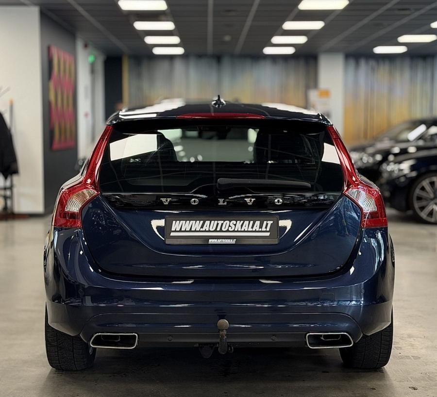 Volvo V60 2014 Klaipėda, ar dzinēja tilpumu 1.97 L un nobraukumu 264 tūkst. km par 7950 €, foto 4 vietnē AUTOMOTO.COM.LV