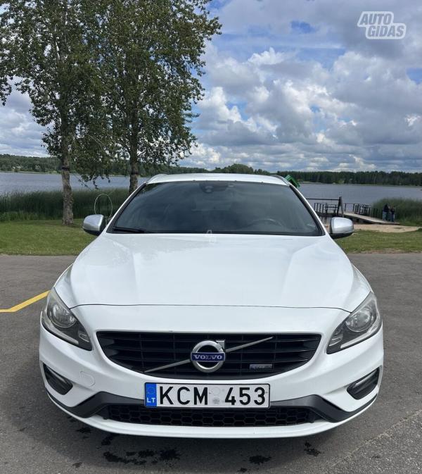 Volvo V60 2014 in Utena, with an engine capacity of 2.00 L and mileage of 293 thousand km for 6750 €, photo 2 on AUTOMOTO.COM.LV