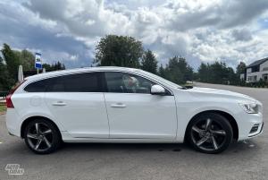 Volvo V60 2014 in Utena, with an engine capacity of 2.00 L and mileage of 293 thousand km for 6750 €, photo 4 on AUTOMOTO.COM.LV
