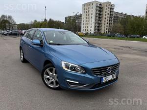 Volvo V60 2015 Rīga, ar dzinēja tilpumu 2.00 L un nobraukumu 273 tūkst. km par 26300 €, foto 3 vietnē AUTOMOTO.COM.LV