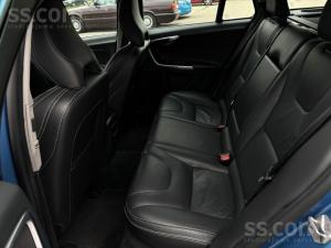 Volvo V60 2015 Rīga, ar dzinēja tilpumu 2.00 L un nobraukumu 273 tūkst. km par 26300 €, foto 11 vietnē AUTOMOTO.COM.LV