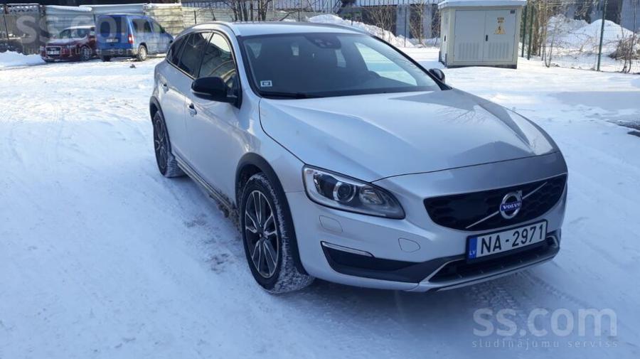 Volvo V60 2015 Rīga, ar dzinēja tilpumu 2.00 L un nobraukumu 0 tūkst. km par 8500 €, foto 6 vietnē AUTOMOTO.COM.LV