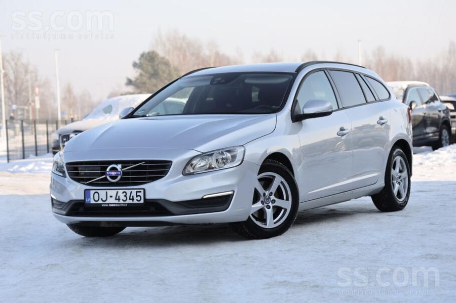 Volvo V60 2015 Jelgava, ar dzinēja tilpumu 2.00 L un nobraukumu 0 tūkst. km par 7850 €, foto 1 vietnē AUTOMOTO.COM.LV