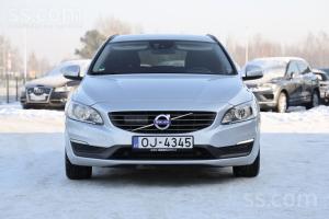 Volvo V60 2015 Jelgava, ar dzinēja tilpumu 2.00 L un nobraukumu 0 tūkst. km par 7850 €, foto 2 vietnē AUTOMOTO.COM.LV