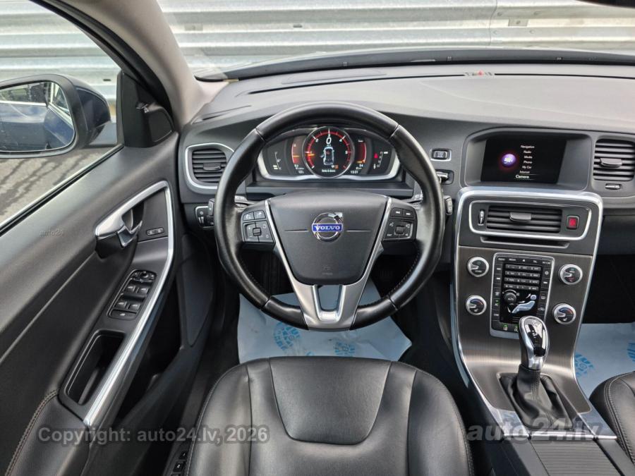 Volvo V60 2015 in Tallinn, with an engine capacity of 2.00 L and mileage of 192 thousand km for 9790 €, photo 16 on AUTOMOTO.COM.LV