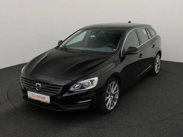 Volvo V60 2015 Viļņa, ar dzinēja tilpumu 2.40 L un nobraukumu 260 tūkst. km par 9199 €, foto 1 vietnē AUTOMOTO.COM.LV