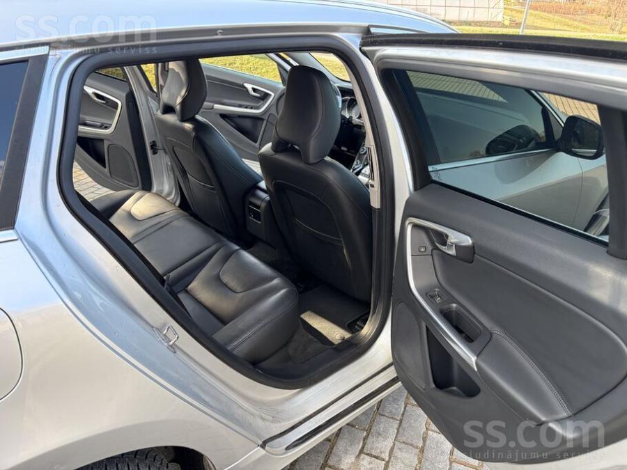Вольво B60 2015 в Тукумс, объемом двигателя 2.00 л и пробегом 317 тыс. км за 7790 €, фото 12 на AUTOMOTO.COM.LV