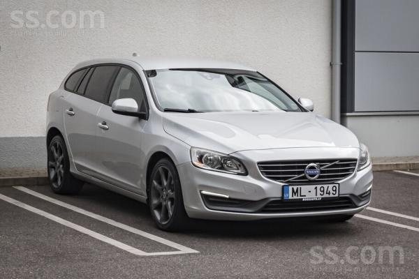 Volvo V60 2015 in Riga, with an engine capacity of 2.00 L and mileage of 293 thousand km for 8990 €, photo 3 on AUTOMOTO.COM.LV