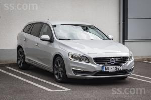 Volvo V60 2015 in Riga, with an engine capacity of 2.00 L and mileage of 293 thousand km for 8990 €, photo 4 on AUTOMOTO.COM.LV