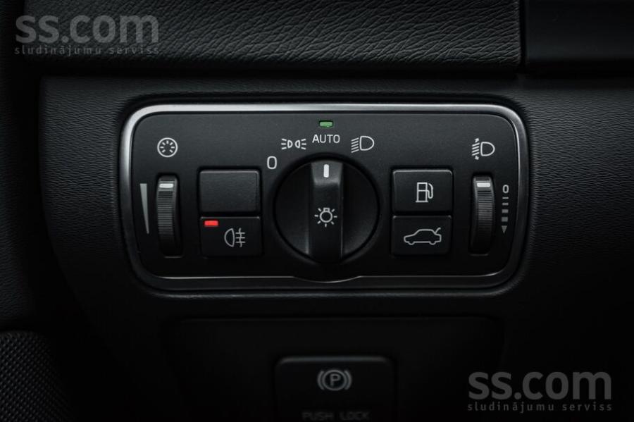 Volvo V60 2015 in Riga, with an engine capacity of 2.00 L and mileage of 293 thousand km for 8990 €, photo 26 on AUTOMOTO.COM.LV