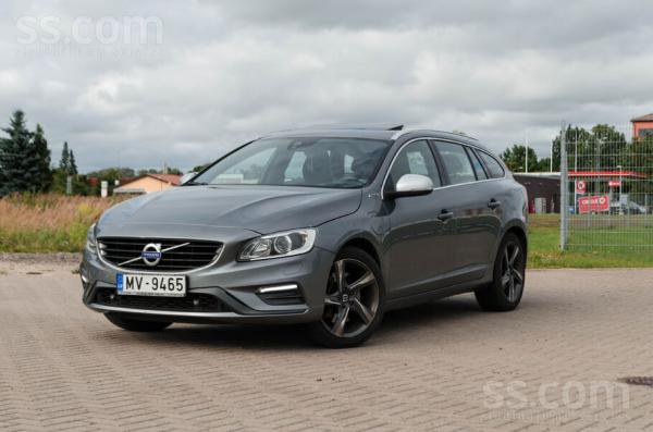 Volvo V60 2015 in Valmiera, with an engine capacity of 2.40 L and mileage of 302 thousand km for 8900 €, photo 1 on AUTOMOTO.COM.LV