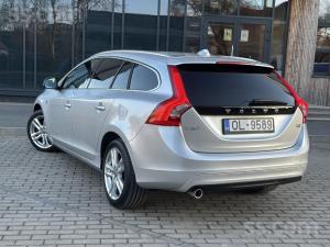 Volvo V60 2015 Tukums, ar dzinēja tilpumu 2.00 L un nobraukumu 237 tūkst. km par 7990 €, foto 9 vietnē AUTOMOTO.COM.LV