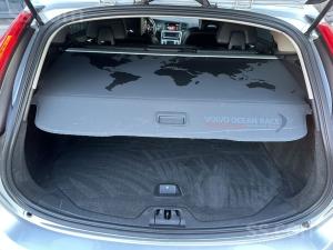 Volvo V60 2015 Tukums, ar dzinēja tilpumu 2.00 L un nobraukumu 237 tūkst. km par 7990 €, foto 34 vietnē AUTOMOTO.COM.LV