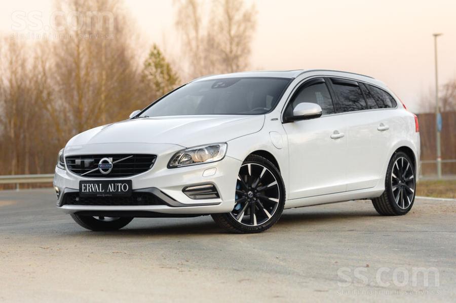 Volvo V60 2015 in Jelgava, with an engine capacity of 2.40 L and mileage of 206 thousand km for 10000 €, photo 1 on AUTOMOTO.COM.LV