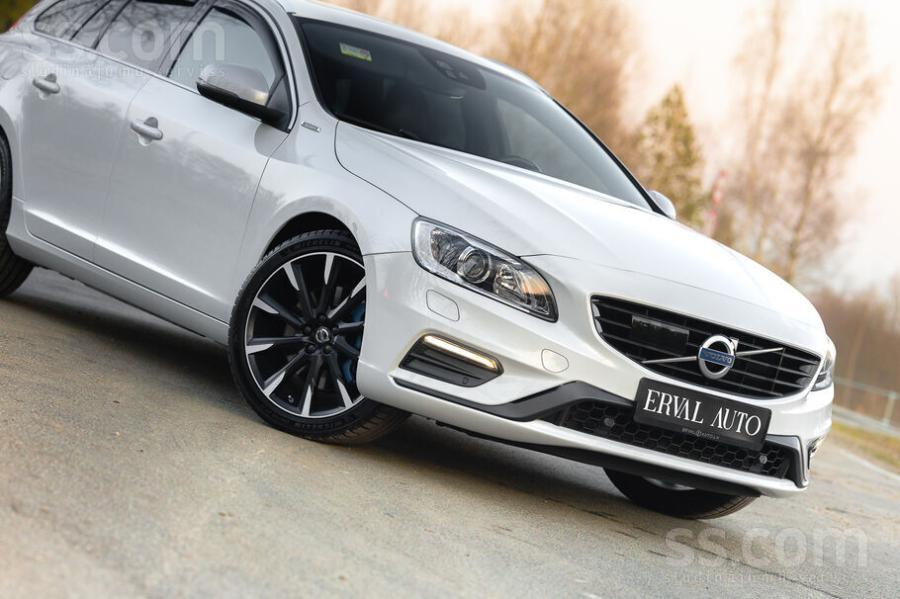 Volvo V60 2015 in Jelgava, with an engine capacity of 2.40 L and mileage of 206 thousand km for 10000 €, photo 5 on AUTOMOTO.COM.LV