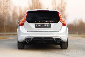 Volvo V60 2015 in Jelgava, with an engine capacity of 2.40 L and mileage of 206 thousand km for 10000 €, photo 7 on AUTOMOTO.COM.LV