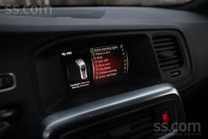 Volvo V60 2015 in Jelgava, with an engine capacity of 2.40 L and mileage of 206 thousand km for 10000 €, photo 17 on AUTOMOTO.COM.LV