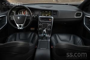Volvo V60 2015 in Jelgava, with an engine capacity of 2.40 L and mileage of 206 thousand km for 10000 €, photo 20 on AUTOMOTO.COM.LV