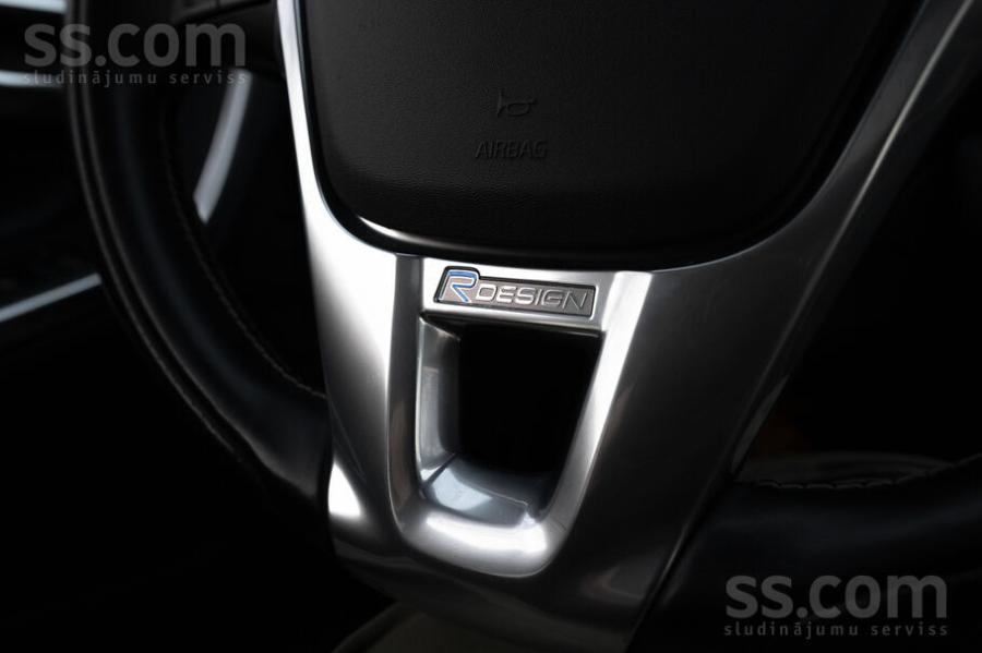 Volvo V60 2015 in Jelgava, with an engine capacity of 2.40 L and mileage of 206 thousand km for 10000 €, photo 22 on AUTOMOTO.COM.LV