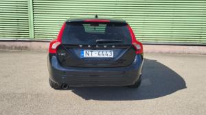 Volvo V60 2015 in Riga, with an engine capacity of 2.00 L and mileage of 235 thousand km for 7500 €, photo 18 on AUTOMOTO.COM.LV
